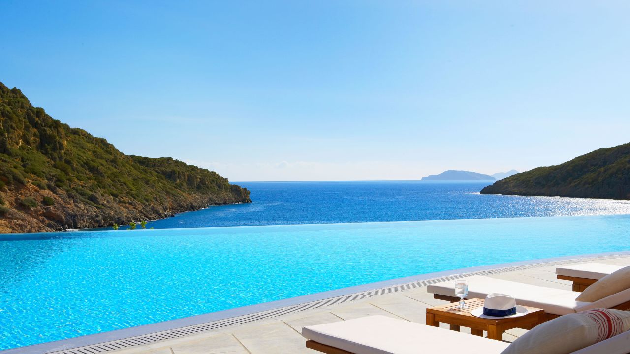 918 € - Cooles 5*-Hotel auf Kreta mit Infinity-Pool, Halbpension und ...