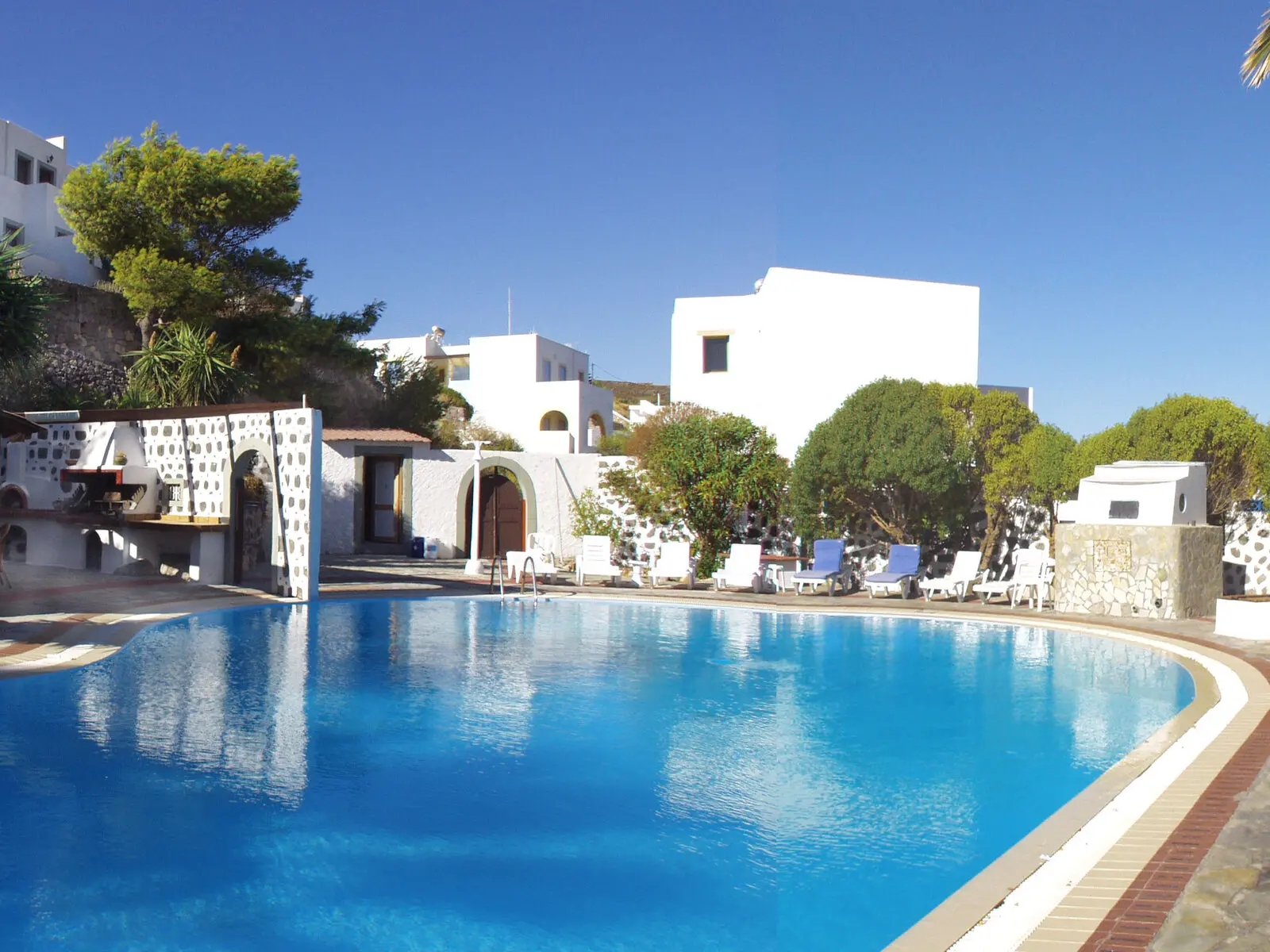 ab 415 € - Griechische Insel Patmos: 1 Woche Hotel inkl. Flug ...